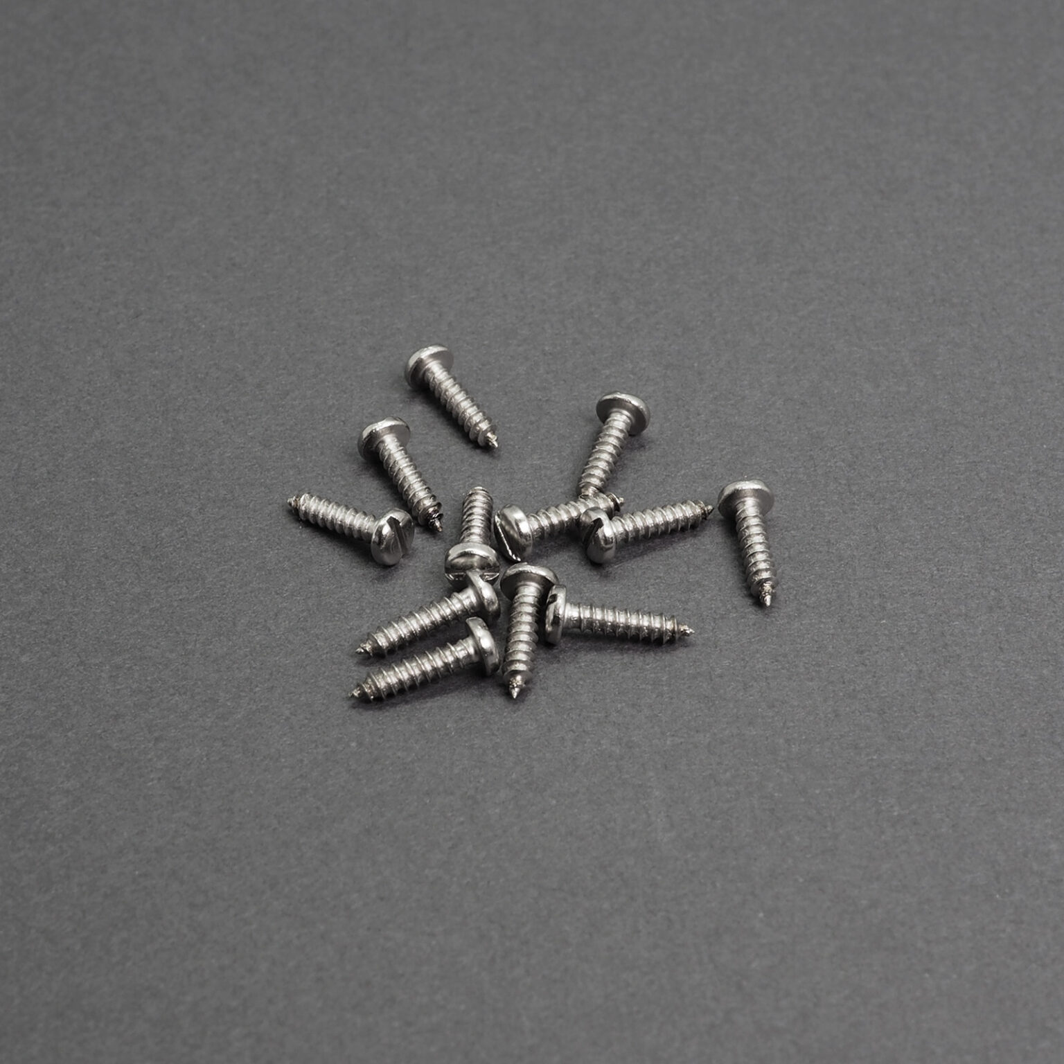 SCREWS & RIVETS – WannaWanga